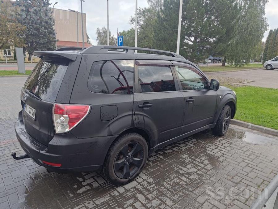 Melns Subaru Forester 2008 Rīga, ar dzinēja tilpumu 2.50 L un nobraukumu 378 tūkst. km par 3000 €, foto 4 vietnē AUTOMOTO.COM.LV