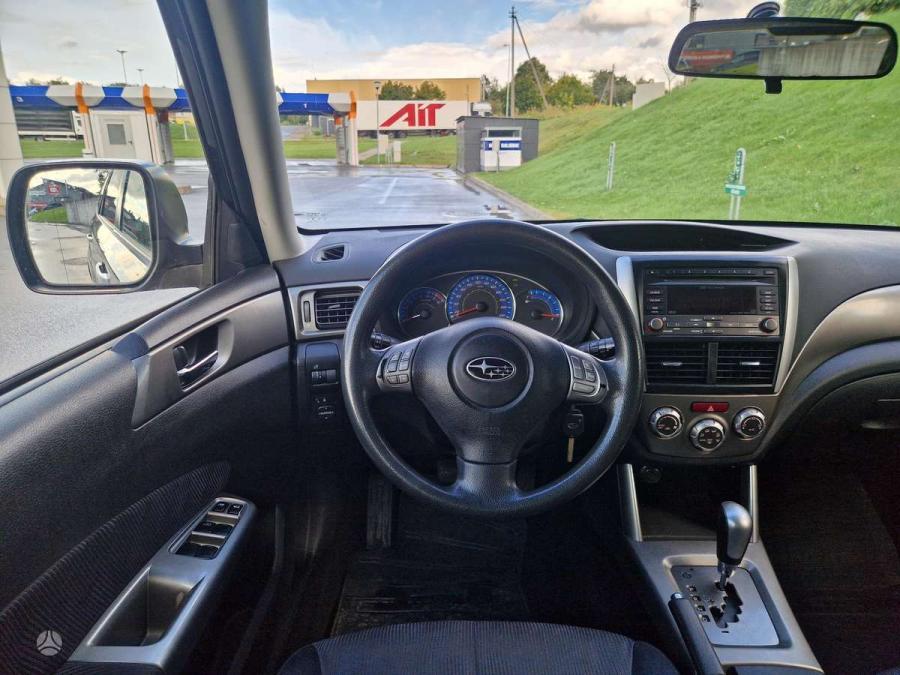 Black Subaru Forester 2008 in Vilnius, with an engine capacity of 1.99 L and mileage of 190 thousand km for 4999 €, photo 9 on AUTOMOTO.COM.LV