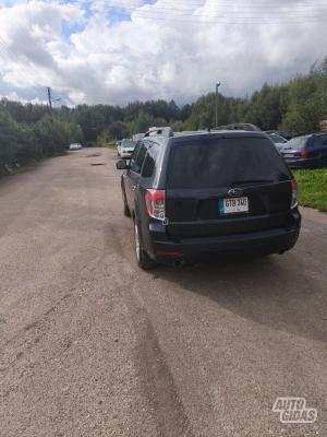 Black Subaru Forester 2008 in Kaunas, with an engine capacity of 2.50 L and mileage of 236 thousand km for 2050 €, photo 4 on AUTOMOTO.COM.LV