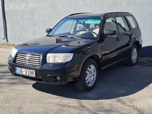 Black Subaru Forester 2009 in Ogre, with an engine capacity of 2.00 L and mileage of 287 thousand km for 2790 €, photo 3 on AUTOMOTO.COM.LV