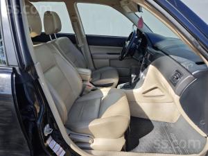 Black Subaru Forester 2009 in Ogre, with an engine capacity of 2.00 L and mileage of 287 thousand km for 2790 €, photo 8 on AUTOMOTO.COM.LV