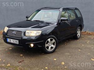 Black Subaru Forester 2009 in Ogre, with an engine capacity of 2.00 L and mileage of 285 thousand km for 2795 €, photo  on AUTOMOTO.COM.LV