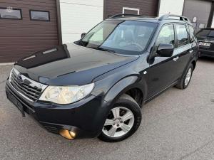Black Subaru Forester 2009 in Utena, with an engine capacity of 2.00 L and mileage of 235 thousand km for 6500 €, photo  on AUTOMOTO.COM.LV