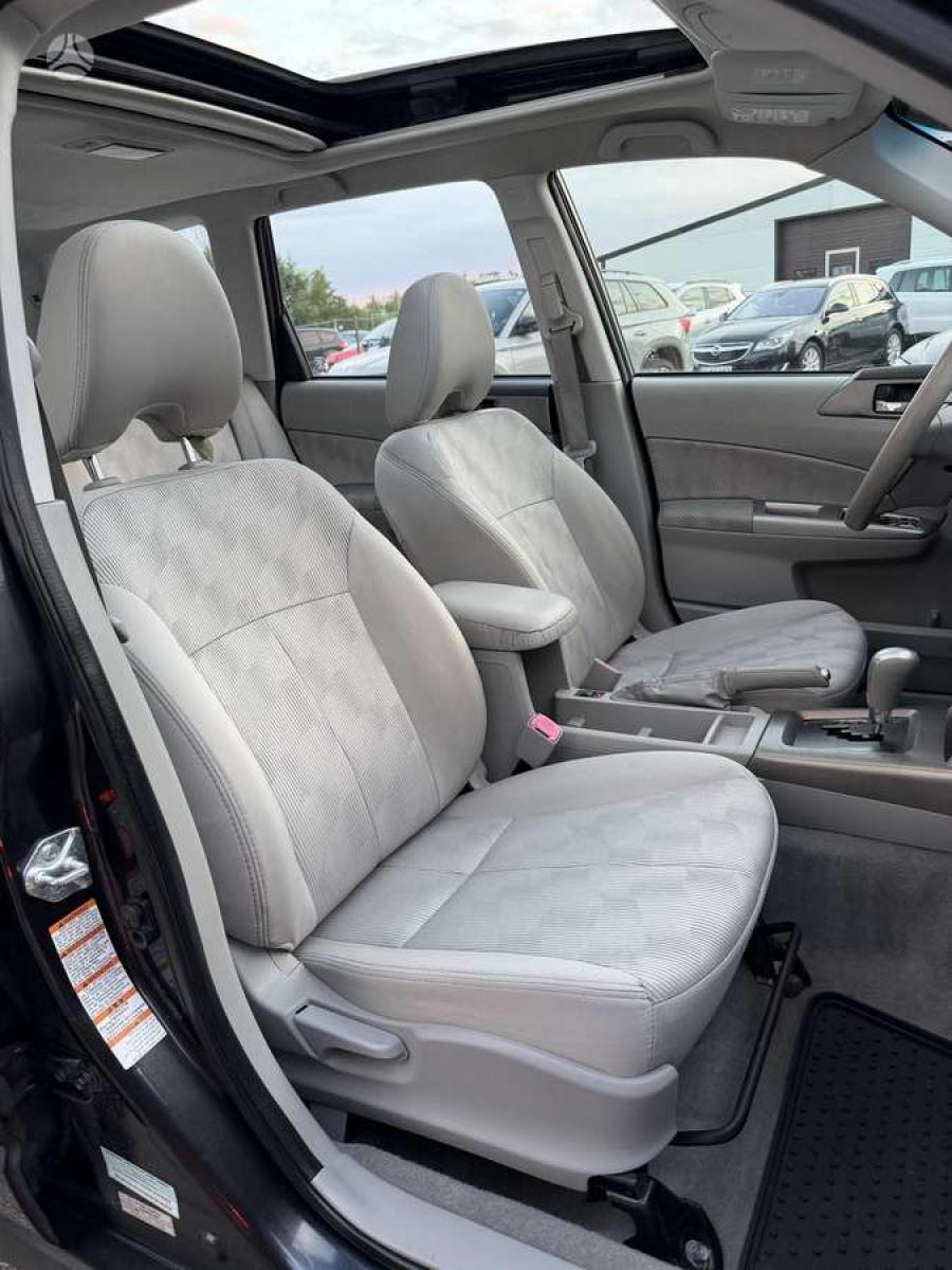 Black Subaru Forester 2009 in Utena, with an engine capacity of 2.00 L and mileage of 235 thousand km for 6500 €, photo 29 on AUTOMOTO.COM.LV