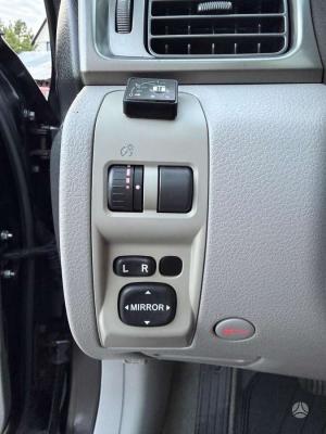 Black Subaru Forester 2009 in Utena, with an engine capacity of 2.00 L and mileage of 235 thousand km for 6500 €, photo 36 on AUTOMOTO.COM.LV