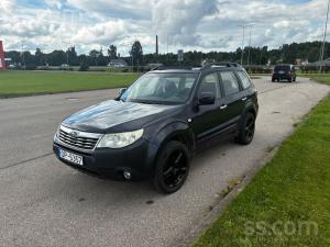 Melns Subaru Forester 2009 Ogre, ar dzinēja tilpumu 2.00 L un nobraukumu 365 tūkst. km par 2300 €, foto 3 vietnē AUTOMOTO.COM.LV