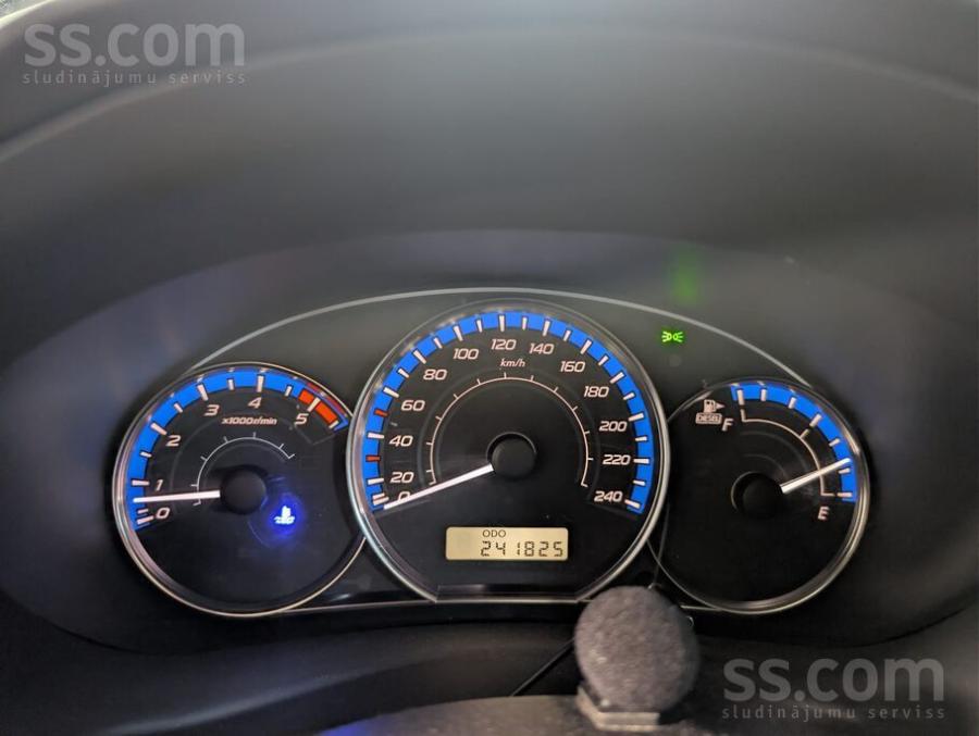 Black Subaru Forester 2010 in Riga, with an engine capacity of 2.00 L and mileage of 242 thousand km for 5000 €, photo 14 on AUTOMOTO.COM.LV