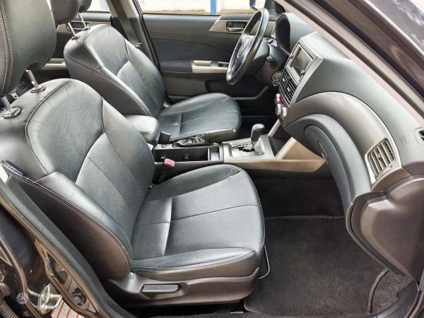 Subaru Forester 2010 Viļņa vietnē Melns Subaru Forester 2010 Viļņa, ar dzinēja tilpumu 2.00 L un nobraukumu 229 tūkst. km par 6700 €, foto 11 vietnē AUTOMOTO.COM.LV