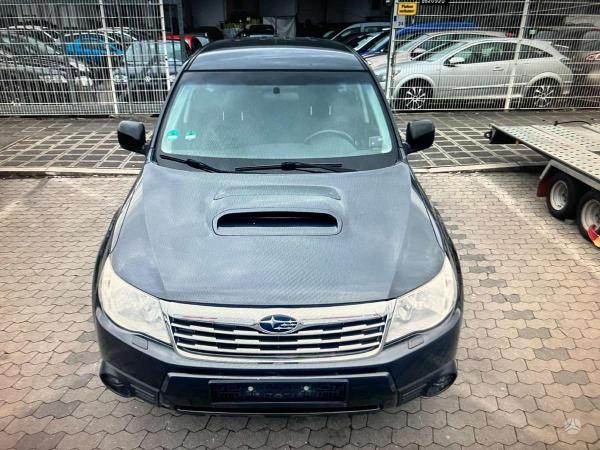 Melns Subaru Forester 2011 Prienai, ar dzinēja tilpumu 2.00 L un nobraukumu 226 tūkst. km par 3550 €, foto 3 vietnē AUTOMOTO.COM.LV