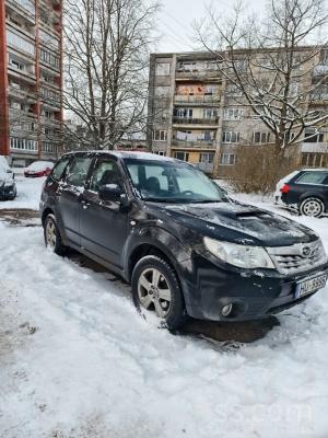 Black Subaru Forester 2011 in Riga, with an engine capacity of 2.00 L and mileage of 161 thousand km for 3123 €, photo  on AUTOMOTO.COM.LV