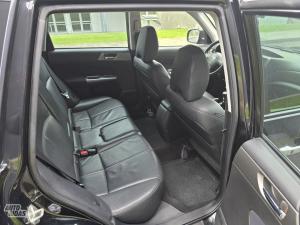 Melns Subaru Forester 2011 Viļņa, ar dzinēja tilpumu 2.00 L un nobraukumu 155 tūkst. km par 3200 €, foto 13 vietnē AUTOMOTO.COM.LV