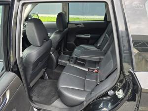 Melns Subaru Forester 2011 Viļņa, ar dzinēja tilpumu 2.00 L un nobraukumu 155 tūkst. km par 3200 €, foto 14 vietnē AUTOMOTO.COM.LV
