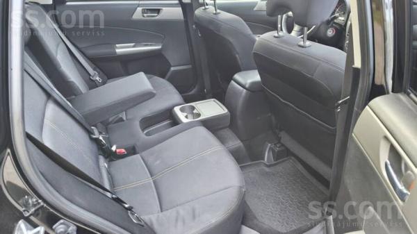 Melns Subaru Forester 2011 Rīga, ar dzinēja tilpumu 2.00 L un nobraukumu 395 tūkst. km par 2850 €, foto 8 vietnē AUTOMOTO.COM.LV