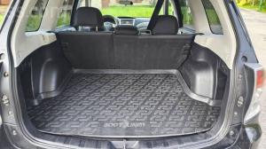 Black Subaru Forester 2011 in Riga, with an engine capacity of 2.00 L and mileage of 395 thousand km for 2850 €, photo 9 on AUTOMOTO.COM.LV
