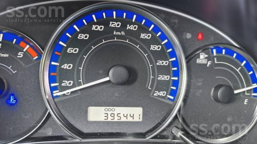 Black Subaru Forester 2011 in Riga, with an engine capacity of 2.00 L and mileage of 395 thousand km for 2850 €, photo 10 on AUTOMOTO.COM.LV