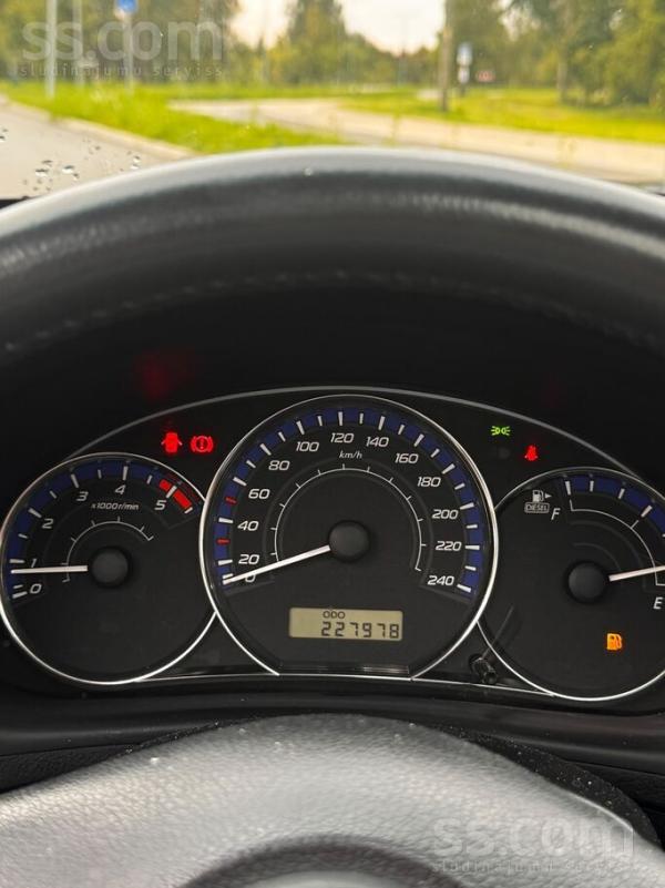 Melns Subaru Forester 2011 Rīga, ar dzinēja tilpumu 2.00 L un nobraukumu 228 tūkst. km par 6500 €, foto 6 vietnē AUTOMOTO.COM.LV