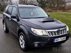 Melns Subaru Forester 2012 Rīga, ar dzinēja tilpumu 2.00 L un nobraukumu 315 tūkst. km par 4400 €, foto  vietnē AUTOMOTO.COM.LV
