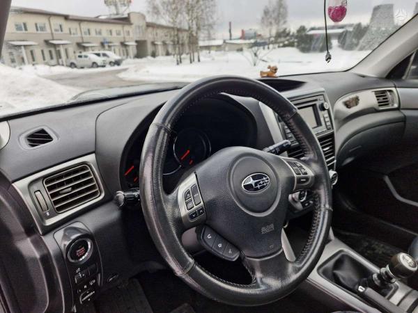 Black Subaru Forester 2012 in Vilnius, with an engine capacity of 2.00 L and mileage of 271 thousand km for 3750 €, photo 9 on AUTOMOTO.COM.LV