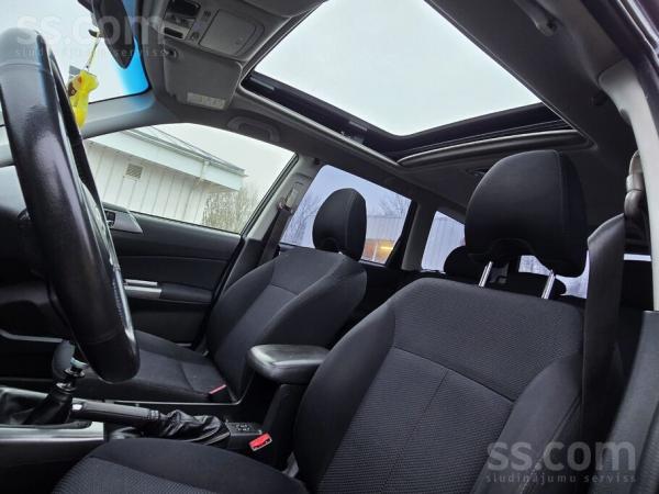 Black Subaru Forester 2012 in Riga, with an engine capacity of 2.00 L and mileage of 315 thousand km for 4400 €, photo 9 on AUTOMOTO.COM.LV