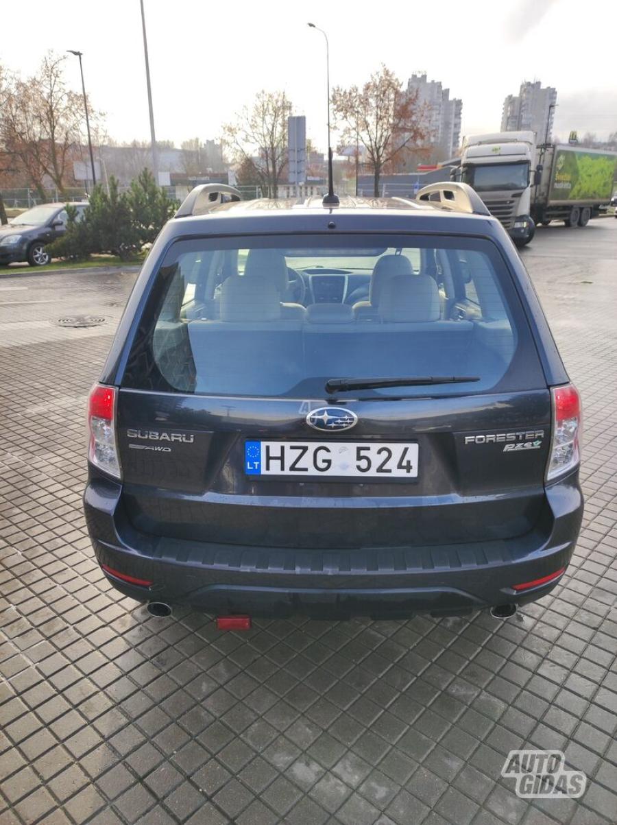 Melns Subaru Forester 2013 Viļņa, ar dzinēja tilpumu 2.50 L un nobraukumu 160 tūkst. km par 4000 €, foto 8 vietnē AUTOMOTO.COM.LV