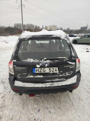 Melns Subaru Forester 2013 Viļņa, ar dzinēja tilpumu 2.50 L un nobraukumu 160 tūkst. km par 4000 €, foto 6 vietnē AUTOMOTO.COM.LV