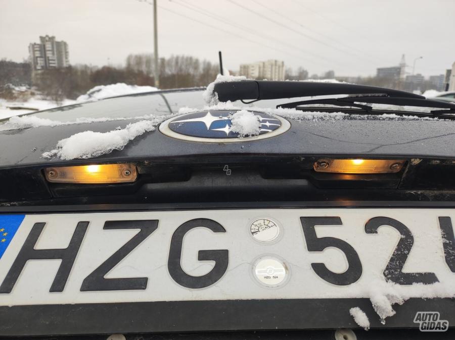 Black Subaru Forester 2013 in Vilnius, with an engine capacity of 2.50 L and mileage of 160 thousand km for 4000 €, photo 9 on AUTOMOTO.COM.LV