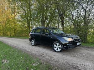 Black Subaru Forester 2013 in Riga, with an engine capacity of 2.00 L and mileage of 428 thousand km for 2850 €, photo  on AUTOMOTO.COM.LV