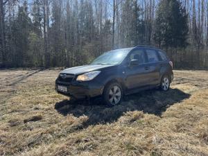 Black Subaru Forester 2013 in Riga, with an engine capacity of 2.00 L and mileage of 427 thousand km for 4200 €, photo 8 on AUTOMOTO.COM.LV