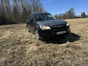 Black Subaru Forester 2013 in Riga, with an engine capacity of 2.00 L and mileage of 427 thousand km for 4200 €, photo 9 on AUTOMOTO.COM.LV