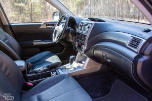 Black Subaru Forester 2013 in Kaunas, with an engine capacity of 2.50 L and mileage of 223 thousand km for 7700 €, photo 14 on AUTOMOTO.COM.LV