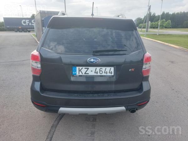 Melns Subaru Forester 2013 Rīga, ar dzinēja tilpumu 2.00 L un nobraukumu 325 tūkst. km par 3300 €, foto 6 vietnē AUTOMOTO.COM.LV