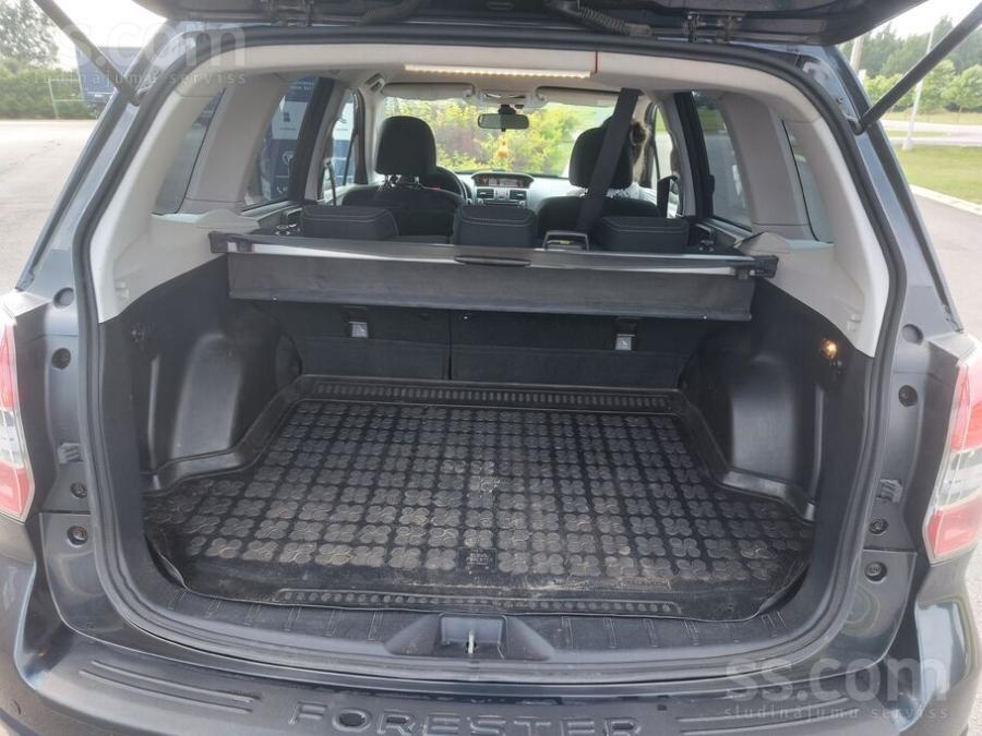 Black Subaru Forester 2013 in Riga, with an engine capacity of 2.00 L and mileage of 325 thousand km for 3300 €, photo 11 on AUTOMOTO.COM.LV