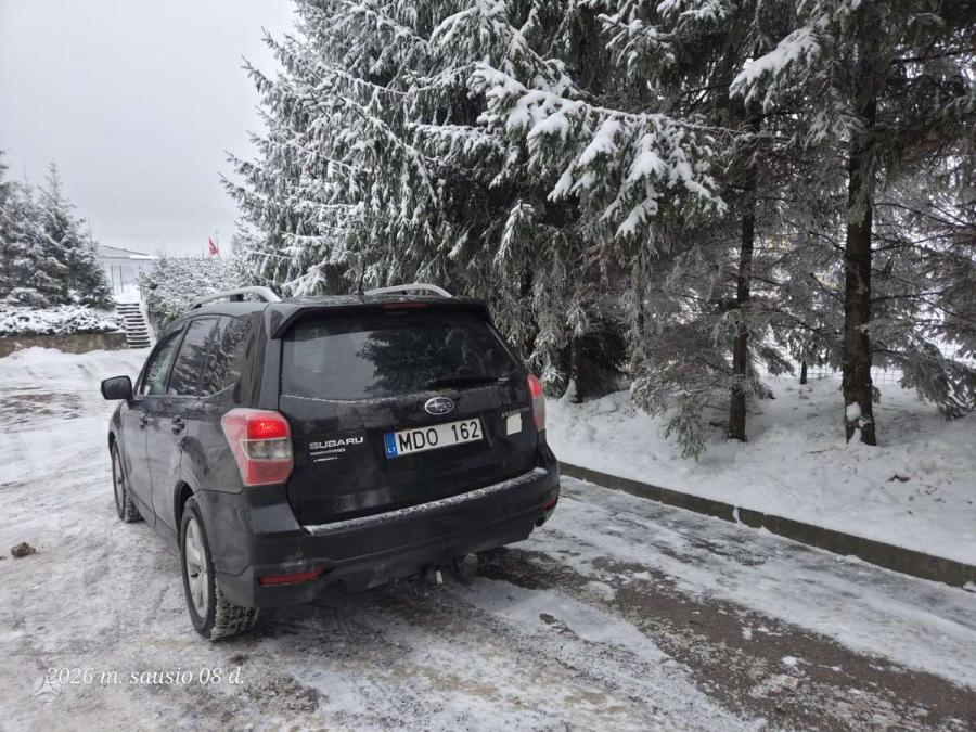 Melns Subaru Forester 2014 Kauņa, ar dzinēja tilpumu 2.00 L un nobraukumu 480 tūkst. km par 6250 €, foto 3 vietnē AUTOMOTO.COM.LV