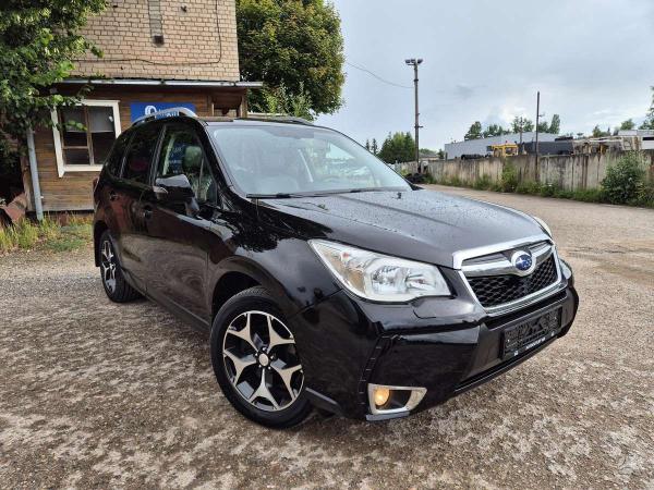 Black Subaru Forester 2014 in Utena, with an engine capacity of 2.00 L and mileage of 370 thousand km for 6490 €, photo 2 on AUTOMOTO.COM.LV