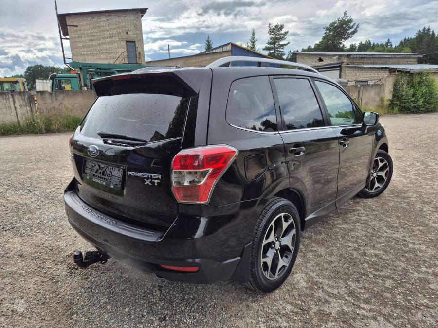 Melns Subaru Forester 2014 Utena, ar dzinēja tilpumu 2.00 L un nobraukumu 370 tūkst. km par 6490 €, foto 5 vietnē AUTOMOTO.COM.LV