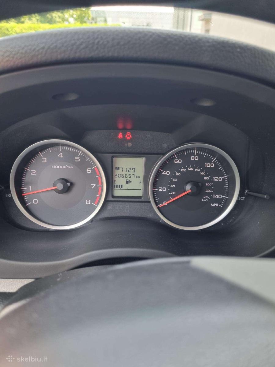 Melns Subaru Forester 2014 Kauņa, ar dzinēja tilpumu 2.50 L un nobraukumu 206 tūkst. km par 8700 €, foto 5 vietnē AUTOMOTO.COM.LV