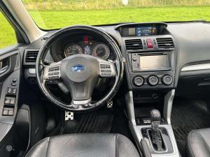 Black Subaru Forester 2014 in Vilnius, with an engine capacity of 2.00 L and mileage of 255 thousand km for 8700 €, photo 10 on AUTOMOTO.COM.LV