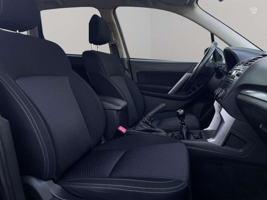 Black Subaru Forester 2014 in Vilnius, with an engine capacity of 2.00 L and mileage of 163 thousand km for 6399 €, photo 9 on AUTOMOTO.COM.LV