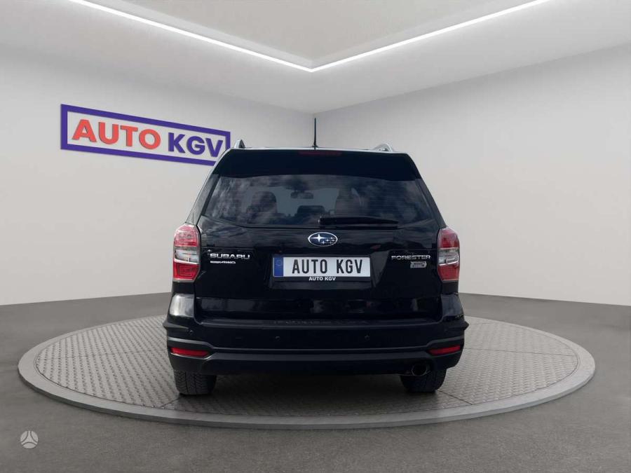 Melns Subaru Forester 2014 Viļņa, ar dzinēja tilpumu 2.00 L un nobraukumu 163 tūkst. km par 6399 €, foto 5 vietnē AUTOMOTO.COM.LV