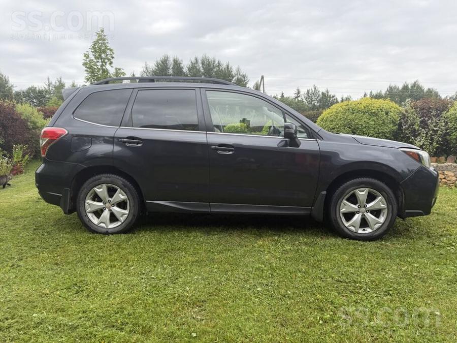 Melns Subaru Forester 2015 Rīga, ar dzinēja tilpumu 2.50 L un nobraukumu 218 tūkst. km par 9500 €, foto 4 vietnē AUTOMOTO.COM.LV