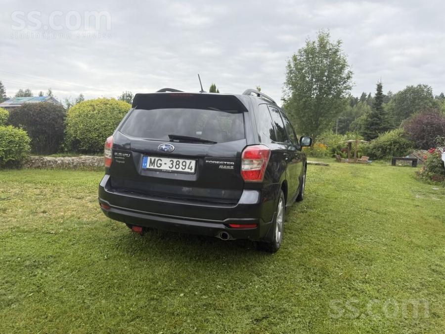 Melns Subaru Forester 2015 Rīga, ar dzinēja tilpumu 2.50 L un nobraukumu 218 tūkst. km par 9500 €, foto 6 vietnē AUTOMOTO.COM.LV