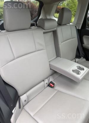 Melns Subaru Forester 2015 Rīga, ar dzinēja tilpumu 2.50 L un nobraukumu 218 tūkst. km par 9500 €, foto 15 vietnē AUTOMOTO.COM.LV