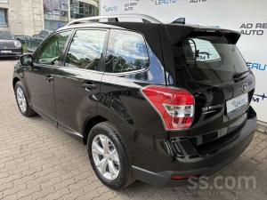 Melns Subaru Forester 2015 Rīga, ar dzinēja tilpumu 2.00 L un nobraukumu 189 tūkst. km par 10000 €, foto 4 vietnē AUTOMOTO.COM.LV