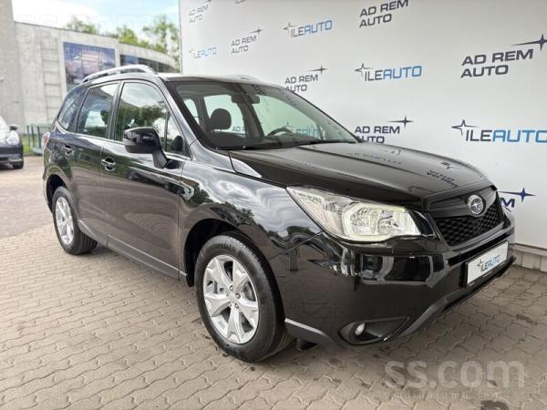 Melns Subaru Forester 2015 Rīga, ar dzinēja tilpumu 2.00 L un nobraukumu 189 tūkst. km par 10000 €, foto 5 vietnē AUTOMOTO.COM.LV