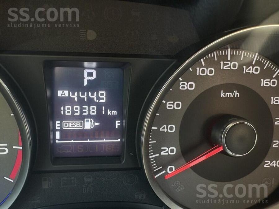 Melns Subaru Forester 2015 Rīga, ar dzinēja tilpumu 2.00 L un nobraukumu 189 tūkst. km par 10000 €, foto 12 vietnē AUTOMOTO.COM.LV