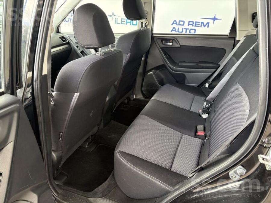 Melns Subaru Forester 2015 Rīga, ar dzinēja tilpumu 2.00 L un nobraukumu 189 tūkst. km par 10000 €, foto 21 vietnē AUTOMOTO.COM.LV