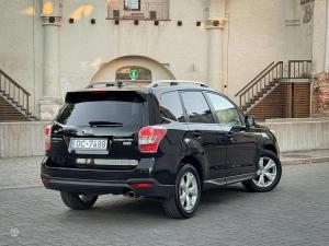 Black Subaru Forester 2015 in Jelgava, with an engine capacity of 2.00 L and mileage of 236 thousand km for 9490 €, photo 6 on AUTOMOTO.COM.LV