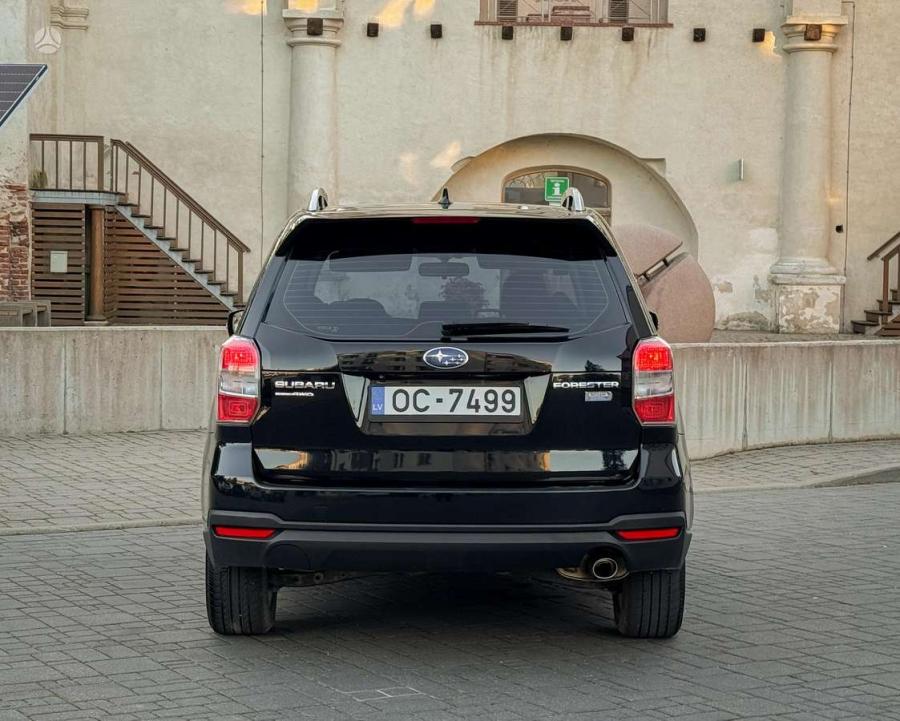 Black Subaru Forester 2015 in Jelgava, with an engine capacity of 2.00 L and mileage of 236 thousand km for 9490 €, photo 7 on AUTOMOTO.COM.LV