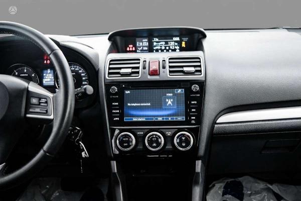 Subaru Forester 2015 in Kaunas on AUTOMOTO.COM.LV Black Subaru Forester 2015 in Kaunas, with an engine capacity of 2.00 L and mileage of 176 thousand km for 8390 €, photo 9 on AUTOMOTO.COM.LV