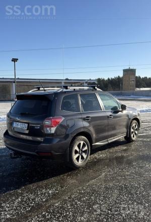 Melns Subaru Forester 2016 Rīga, ar dzinēja tilpumu 2.00 L un nobraukumu 209 tūkst. km par 11900 €, foto 3 vietnē AUTOMOTO.COM.LV